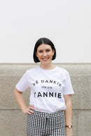 SÊ DANKIE VIR DIE TANNIE TEE – MEVROU & CO.